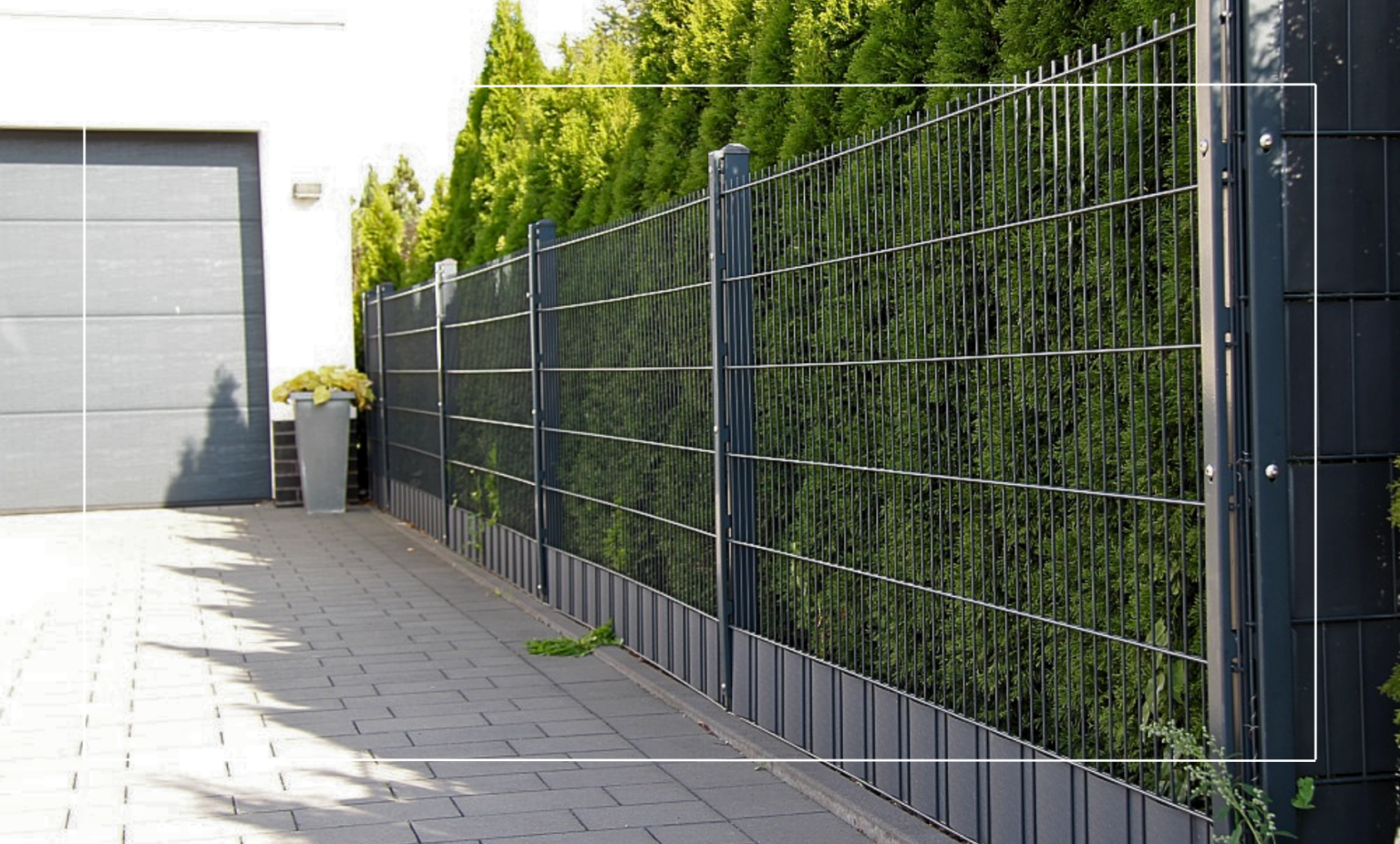 Spannende Mauer Fr Gartenzaun Bild